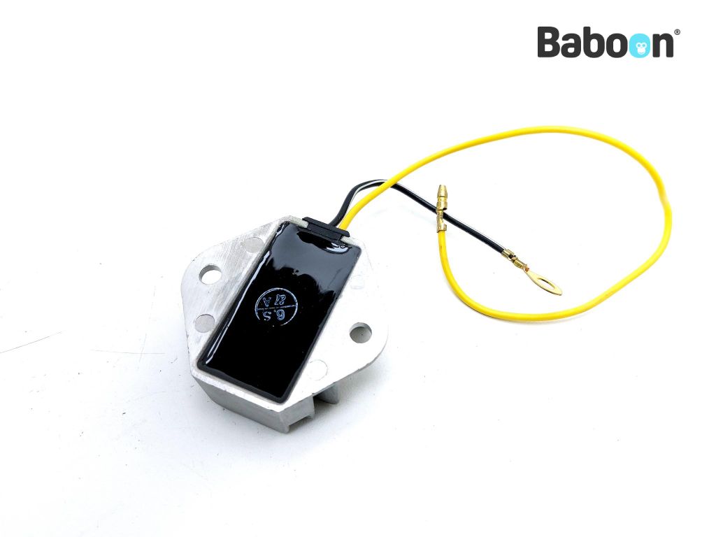Suzuki GS 550 1977-1978 Regulator / Rectifier (32500-45011) | Baboon ...
