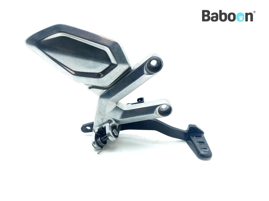 Triumph Trident 660 2020-> Footrest Hanger / Bracket Set Front Right ...