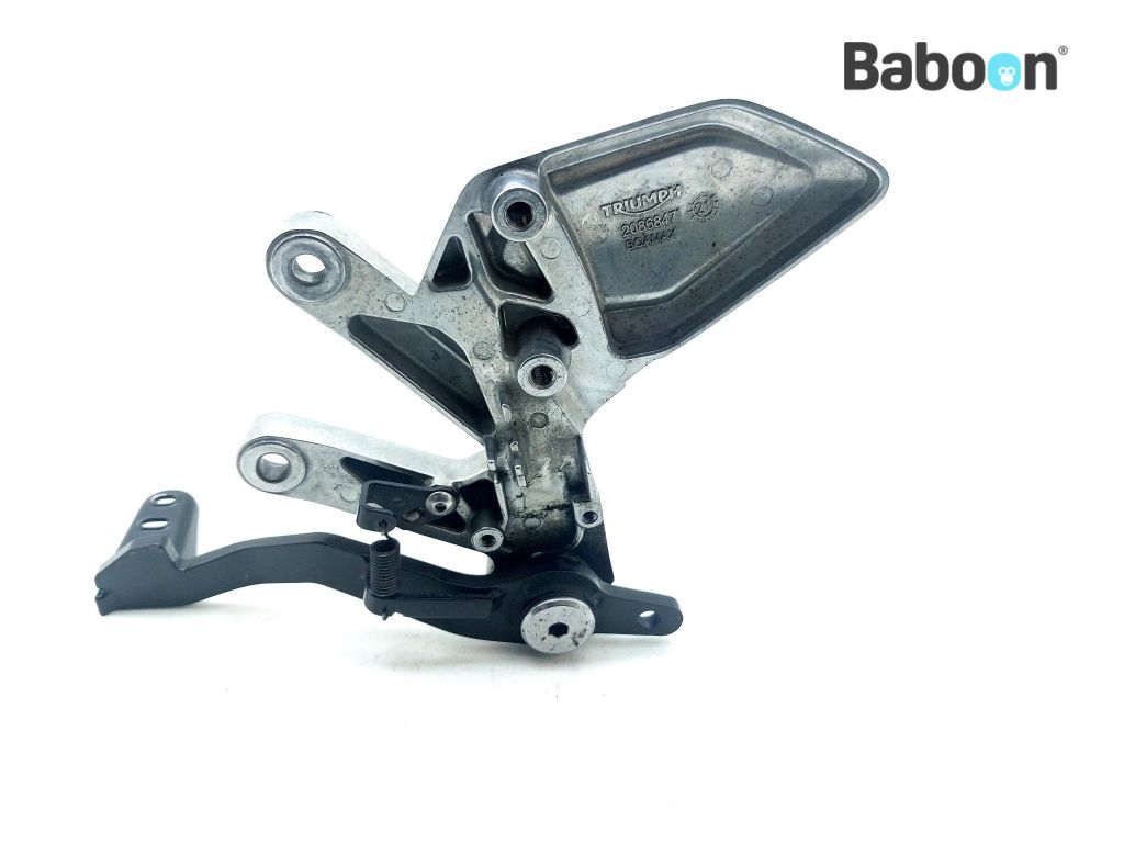 Triumph Trident 660 2020-> Footrest Hanger / Bracket Set Front Right ...